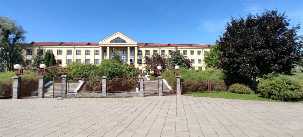 A więc to koniec? Polskie szkoły w Grodnie i Wołkowysku przestają ... A więc to koniec? Polskie szkoły w Grodnie i Wołkowysku przestają ...