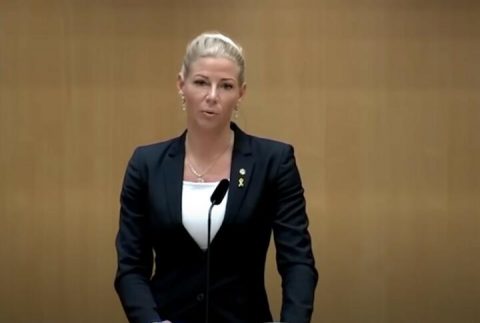 „Spojrzałam na mój drogi garnitur i pomyślałam: Co ja tu jeszcze robię ...